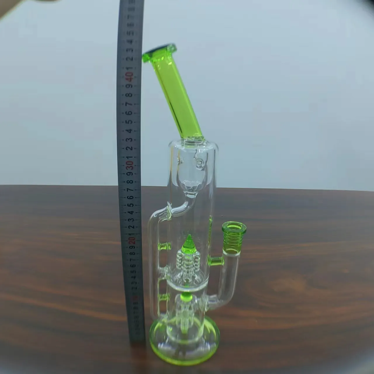 Wholesale Custom Borosilicate Glass Vortex Honeycomb Bong With Gravity ...