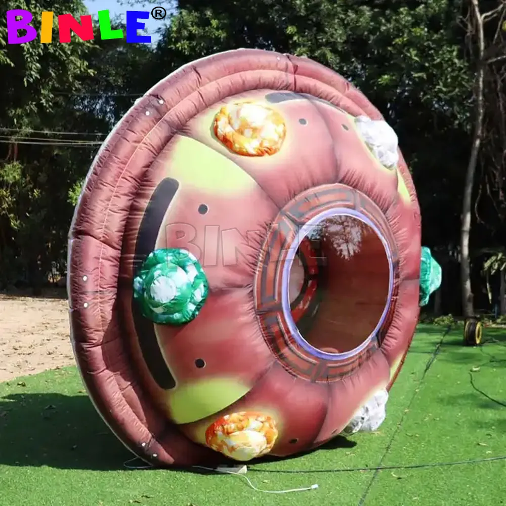Giant Custom Inflatables: Inflatable Flying Saucer, Helium Air Balloon ...