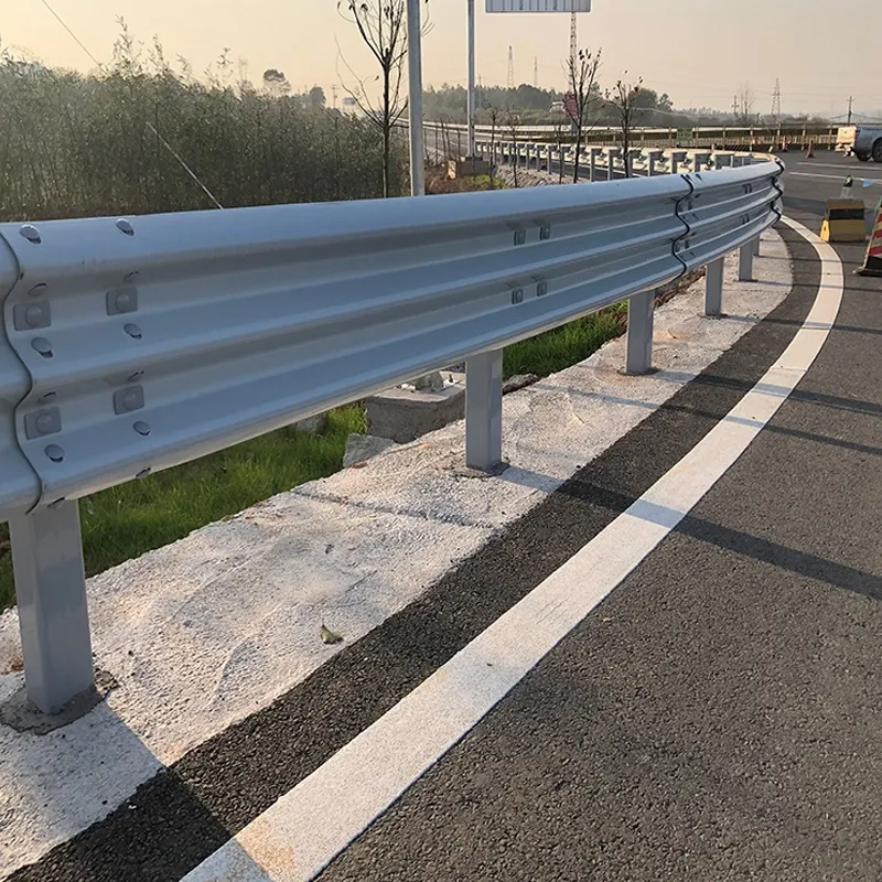 Galvanized Metal Roadway Construction Safety Barrier With Cold Rolled W ...