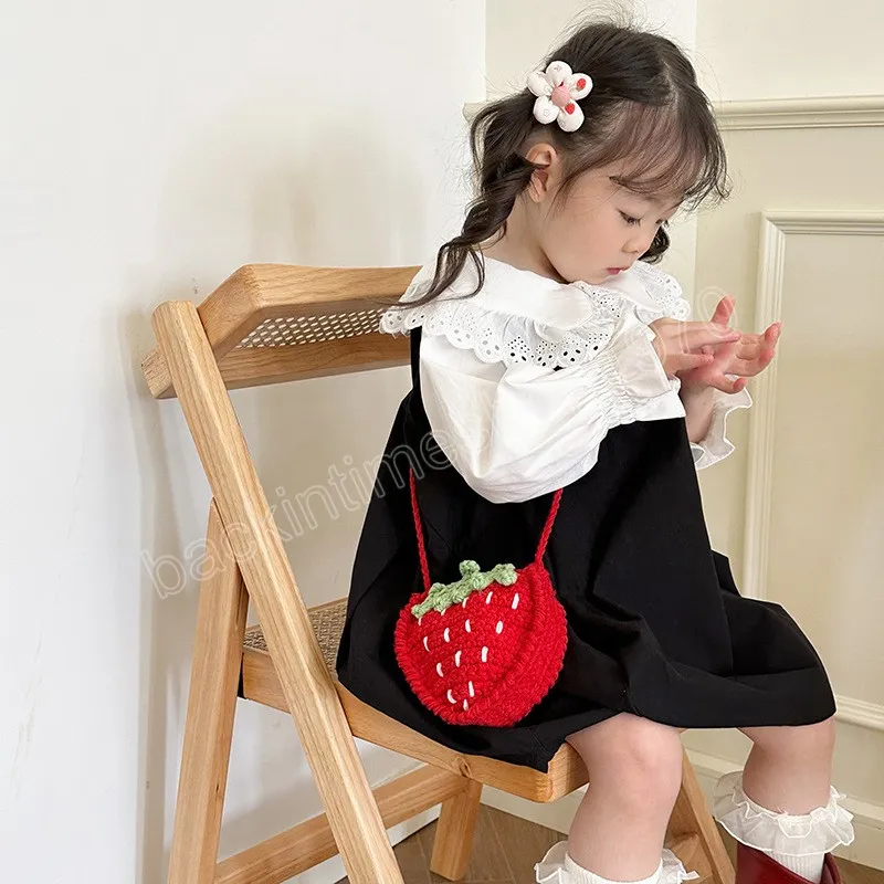 DHgate.com:Cute Strawberry Woolen Shoulder Bag, Handwoven Children's ...