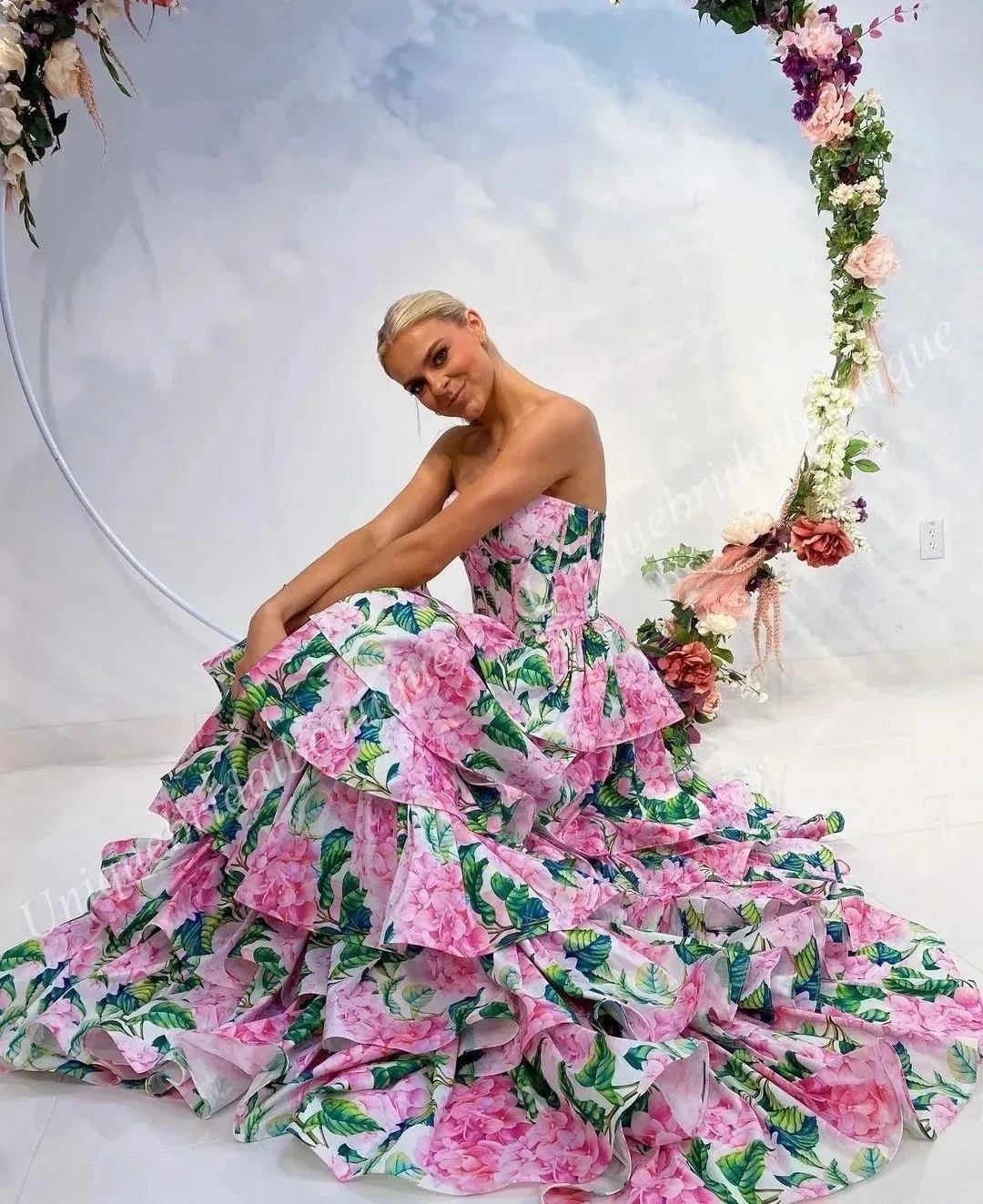 Print Floral Satin Prom Dress 2k24 Tiered Ruffles Skirt Ballgown Lady ...