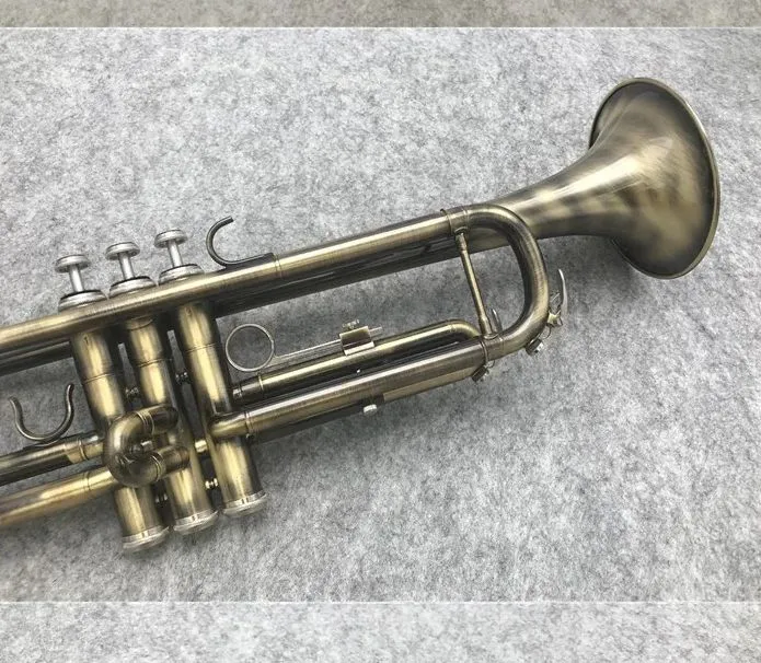 DHgate.com:B-flat Trumpet in Silver with Durable Case, Mouthpiece ...