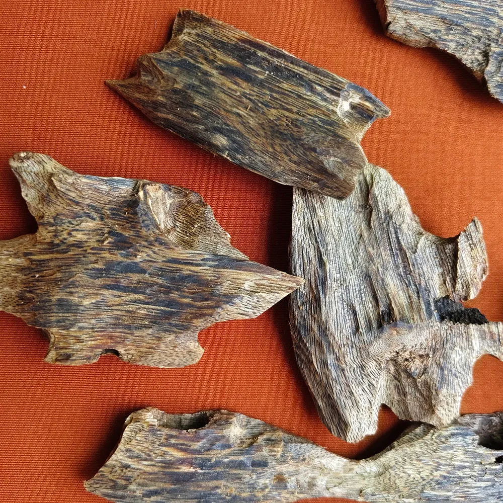 180g Genuino Chino Kinam Gran Bloque Kynam Oudh Madera Aceite De Resina ...