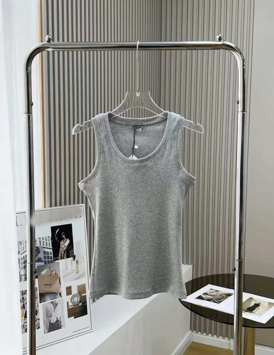 Designer Luxury Tank Tops For Women Sleeveless High Quality Fashion ...